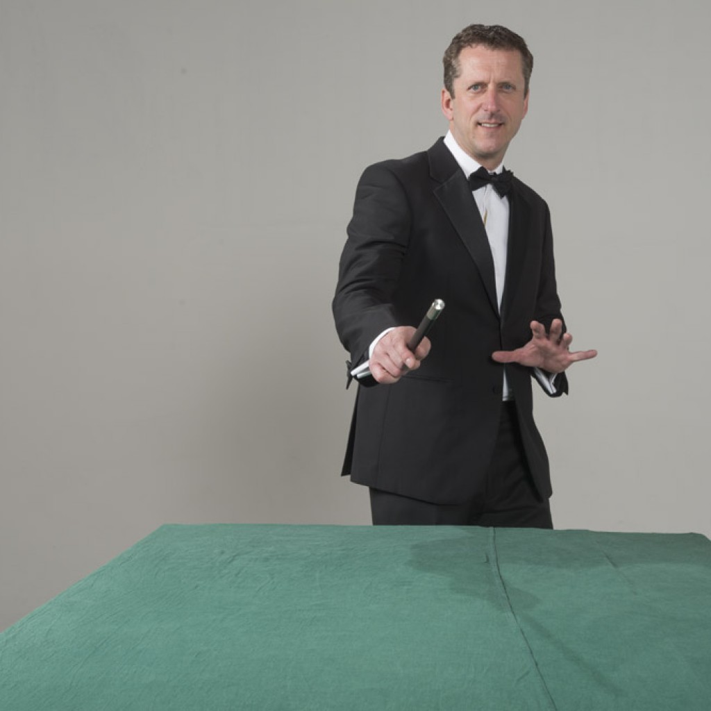 Zauberer, Comedian, Comedy-Redner und Moderator “Mr. Marc Magic”, Köln ...